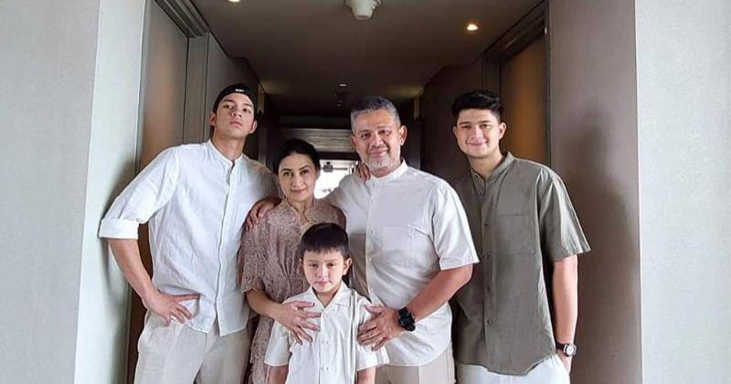 6 Fakta Keluarga Arya Mohan yang Jarang Diketahui | Popmama.com